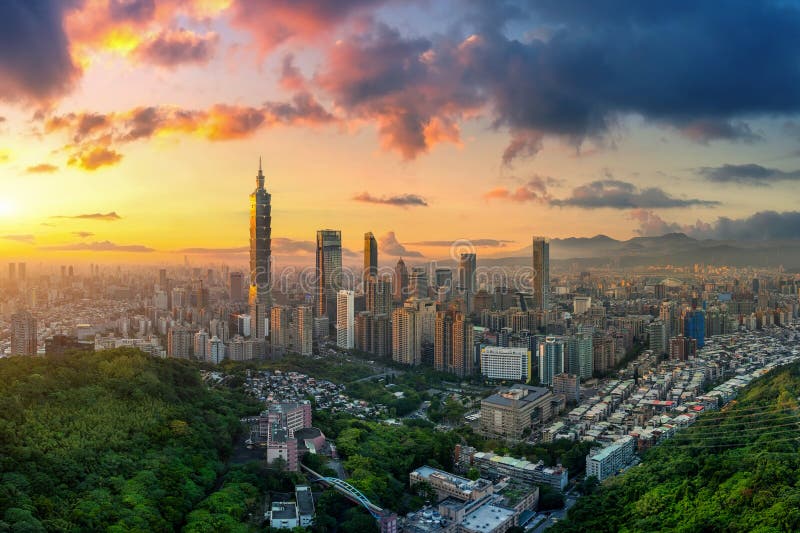 Taipei Cityscape at Sunset in Taiwan Stock Image - Image of central ...