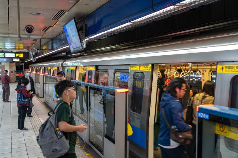Taipei Metro Station Hall and Platform. Editorial Photo - Image of asia ...