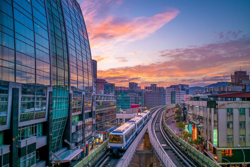 Taipei Metro at sunset stock image. Image of metro, busy - 92356621