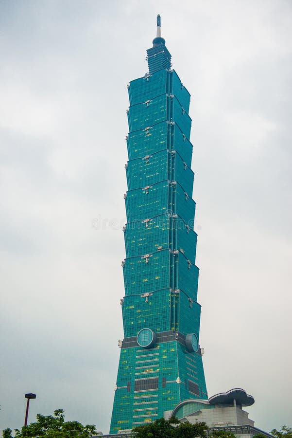 Taipei 101 skyscraper editorial stock image. Image of taipei101 - 55915964