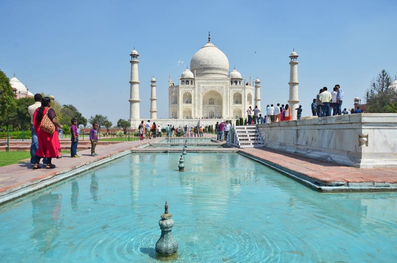 Taj Mahal. Agra, India editorial photo. Image of light - 54468351