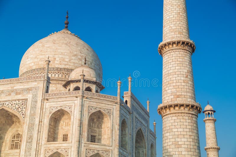 Taj Mahal stock image. Image of mosque, minaret, palace - 56913261