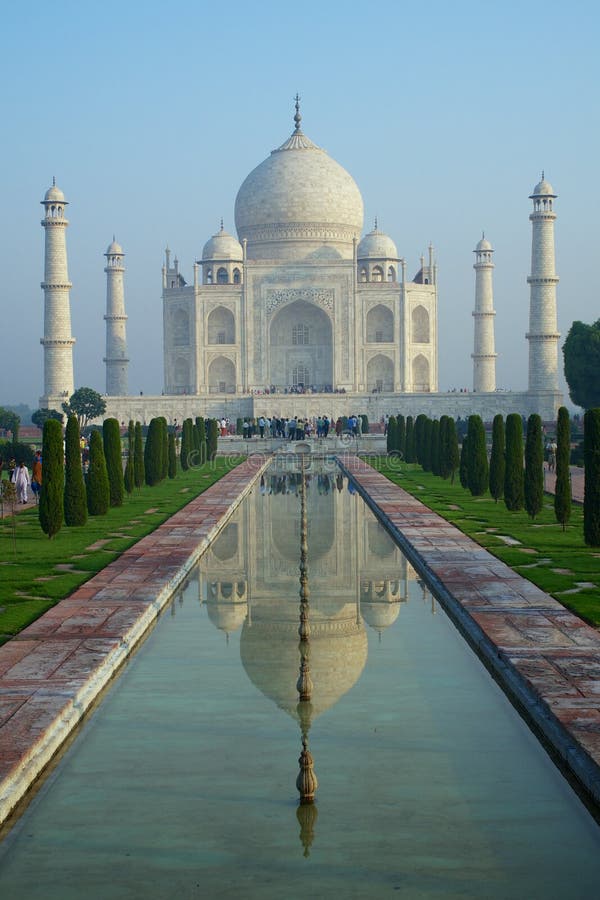 Taj Mahal at first light editorial photo. Image of fantastic - 32446116