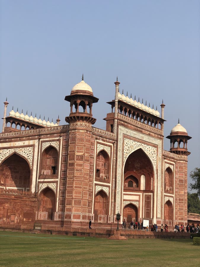 The Gate Way To The Taj Mahal At Agra, India Editorial Image - Image of ...