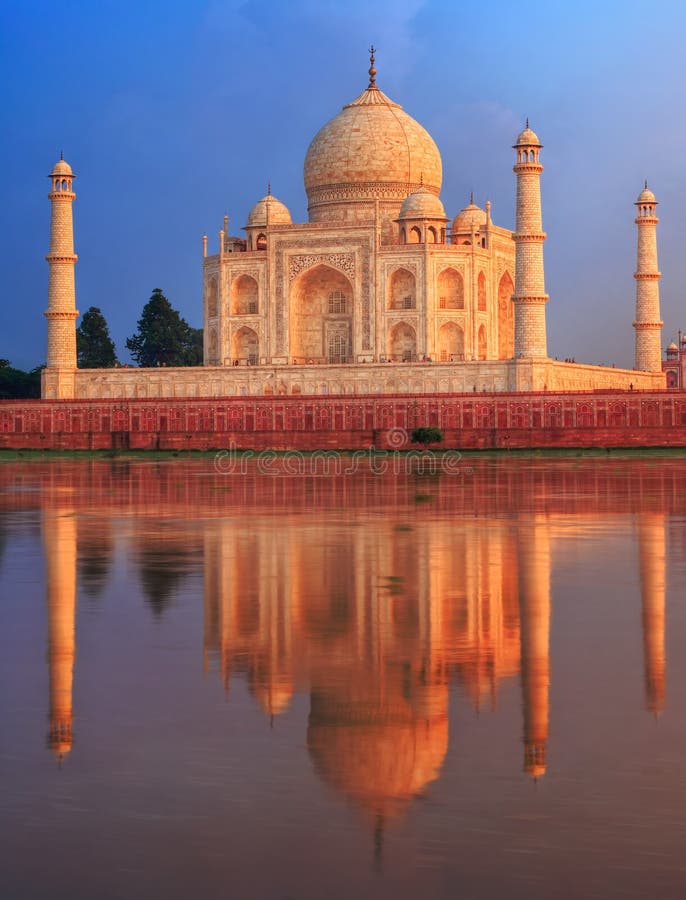 Pink Taj Mahal, Agra, India Stock Image - Image of site, jahan: 105070845