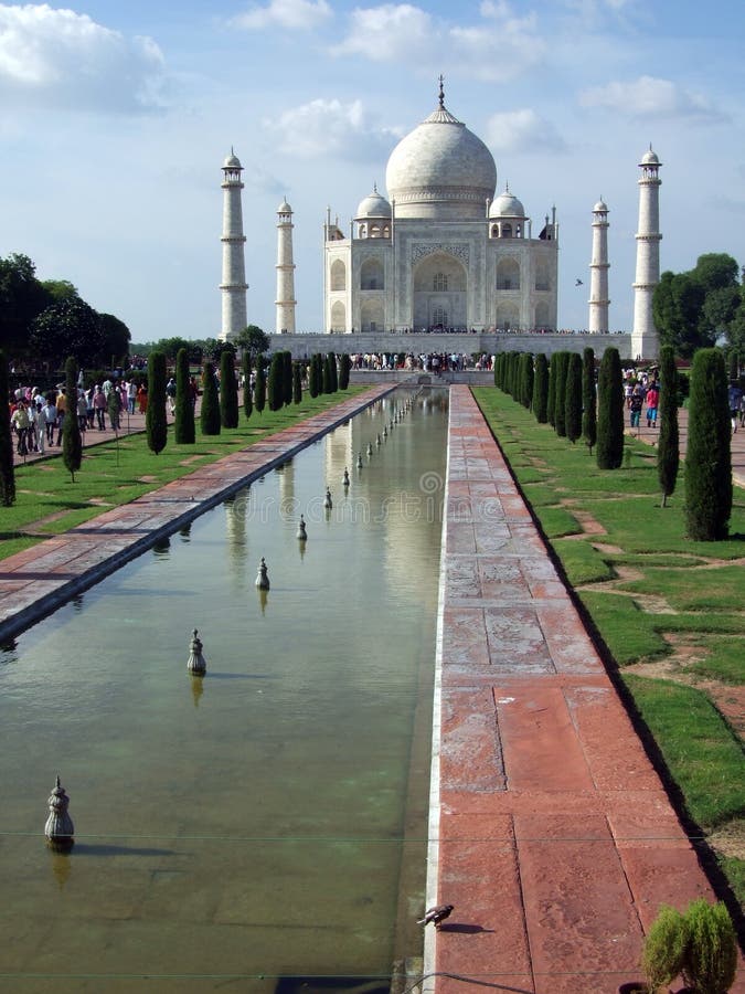 Taj Mahal editorial image. Image of tourism, hinduism - 50017605