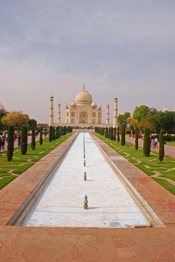 Taj Mahal With Charbagh Garden In Agra, Uttar Pradesh, India Editorial ...