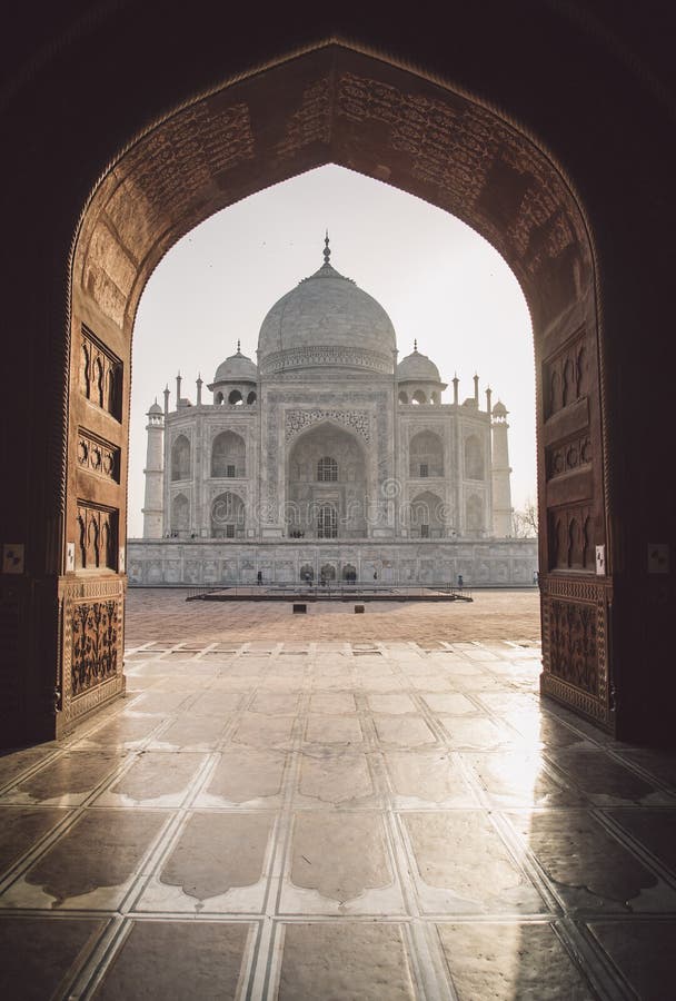 Taj Mahal stock image. Image of mosque, famous, architecture - 56913273