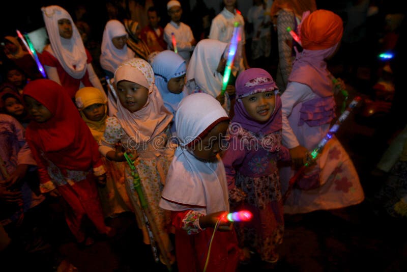 Takbir Eid editorial photography. Image of children, takbir - 32804457