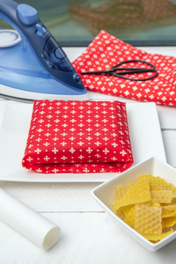 Take Away Sandwich Inside Homemade Beeswax Wrap. Wrapping Food in ... Take Away Sandwich Inside Homemade Beeswax Wrap. Wrapping Food in ...