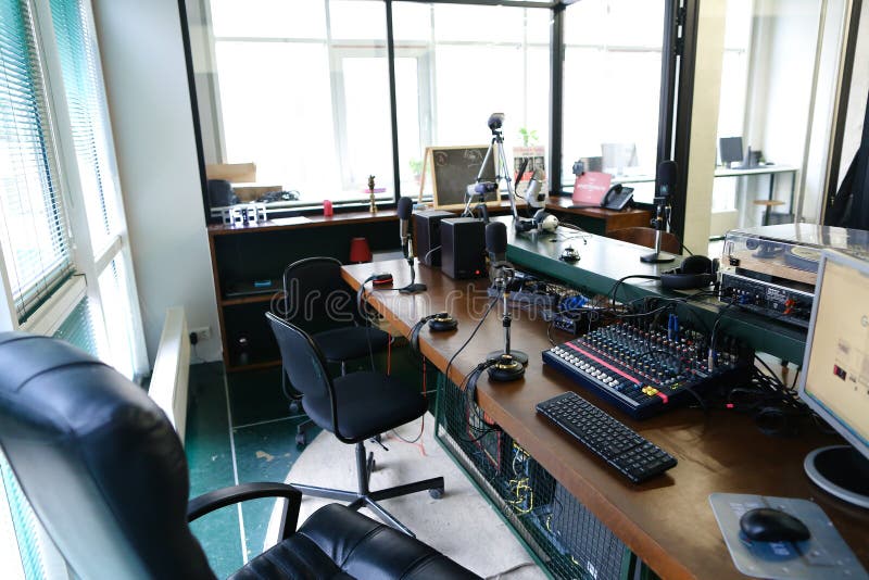 Shooting Details of Equipment and Devices for Recording on Radio ...