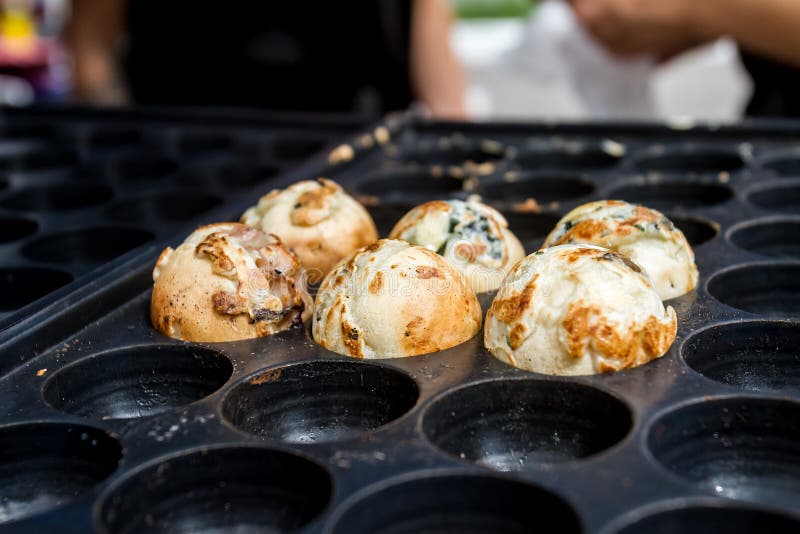 Takoyaki, Ball-shaped Japanese Snack Stock Photo - Image of fried ...