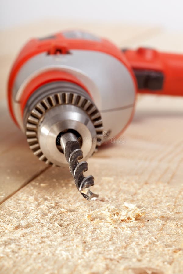 Taladro En Superficie De Madera Foto de archivo - Imagen de edificio ...