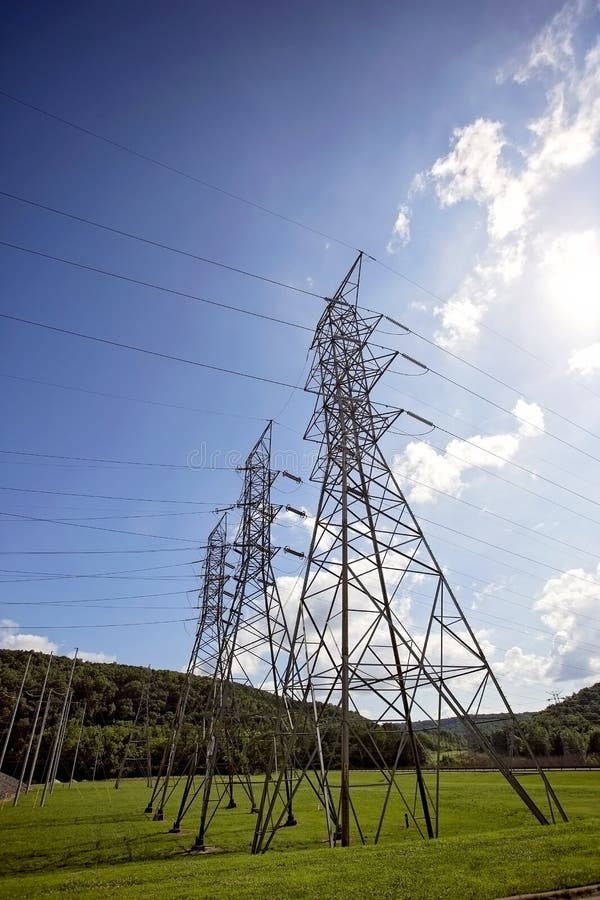 1,030 Electric Utility Transmission Towers Stock Photos - Free ...