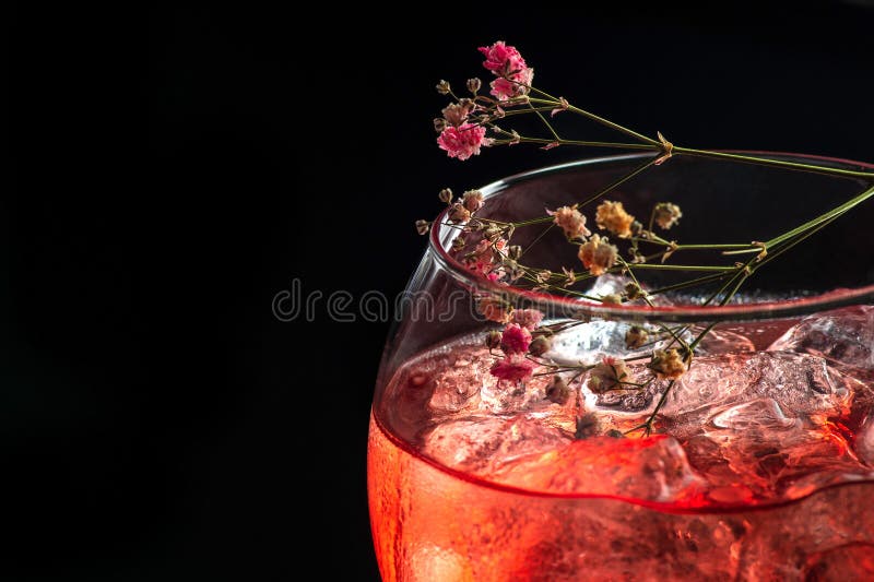 Tall Glass of Gin Tonic Filled and Ice. Close View from the Side Stock ...