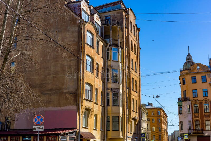 Tall Historic Building on a City Street Stock Photo - Image of street ...