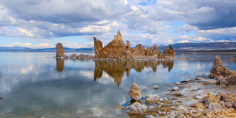 Tall Tufa Formations in Mono Lake California Stock Photo - Image of ...