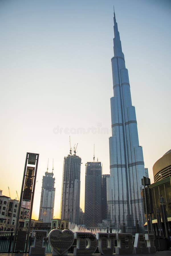 Tallest Building in the World. Burj Khalifa Editorial Photography ...