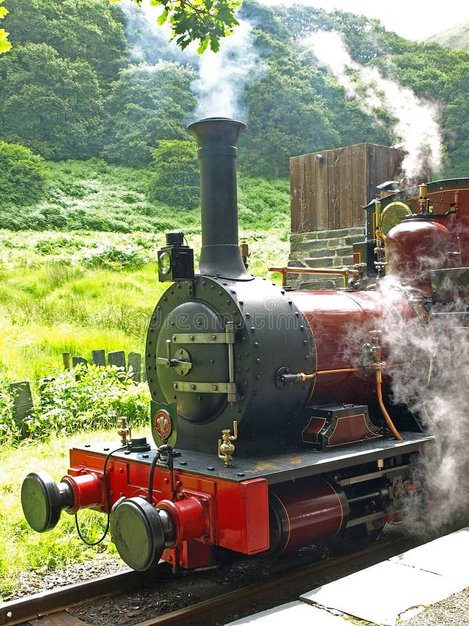 Talylln Railway - Red Steam Train at Tywyn Station, Wales UK Editorial ...