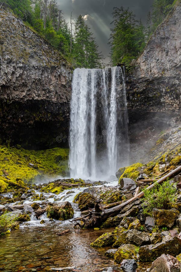 Tamanawas Falls stock photo. Image of activity, waterfall - 380961826