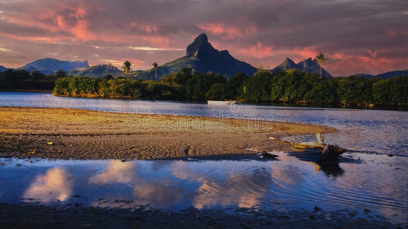 Tamarin Bay, Mauritius, Indian Ocean Stock Photo - Image of water ...