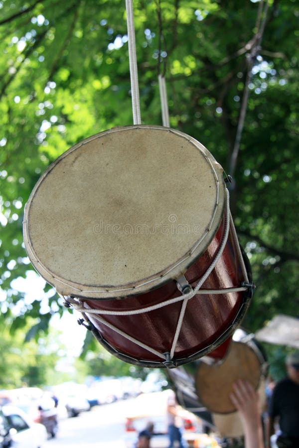 Nagara - Instrumento Musical Del Tambor Usado En La India Rural Foto de ...