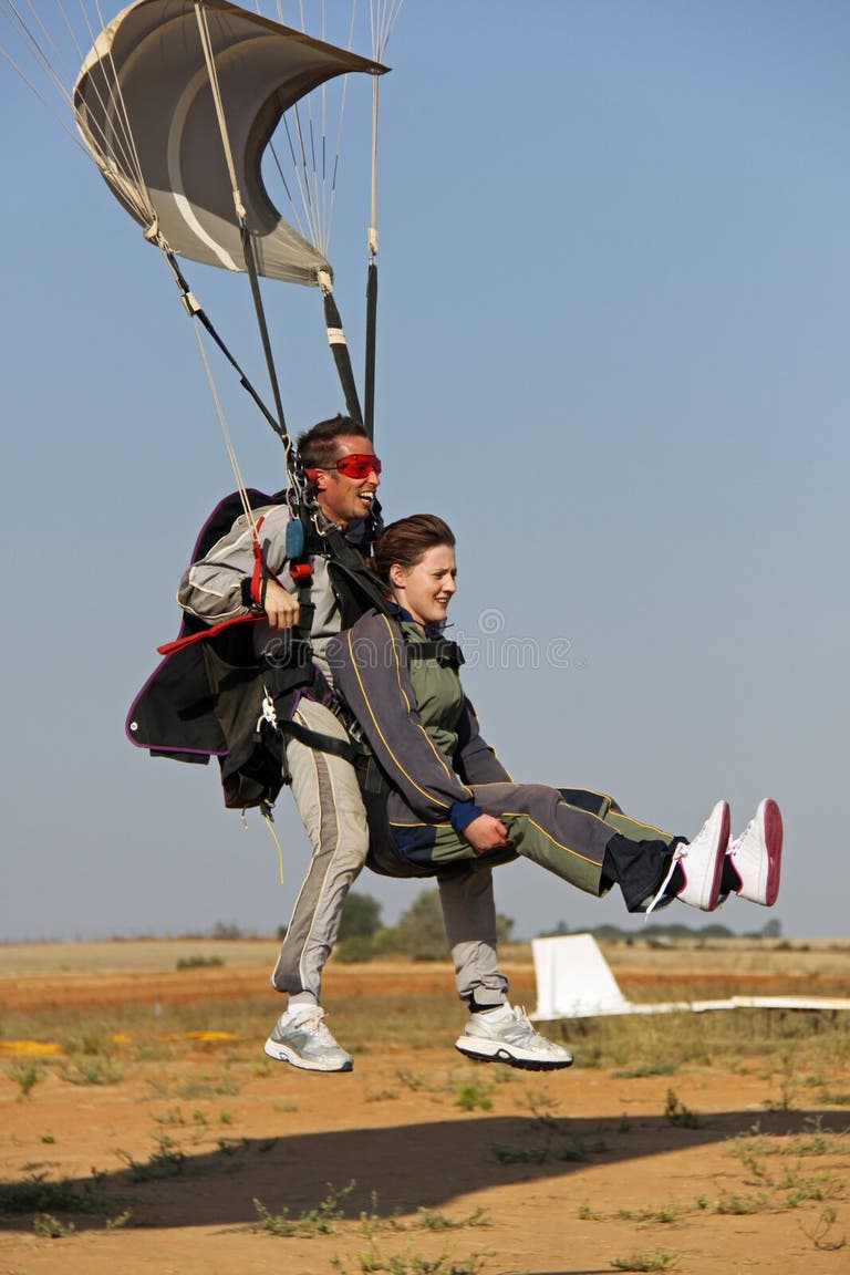 5,712 Parachute Landing Stock Photos - Free & Royalty-Free Stock Photos ...