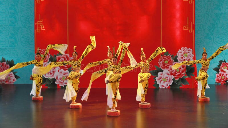 The tang dynasty dance editorial image. Image of dynasty - 51098570