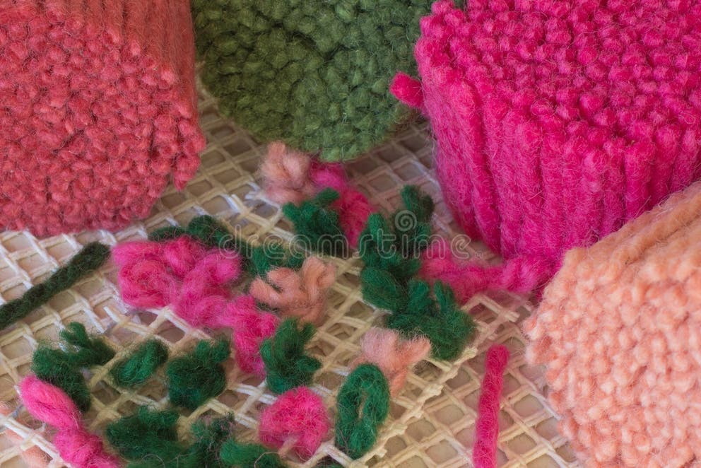 Tangles of Thread on Grid for Carpet Weaving. Sample Bound Carpet ...