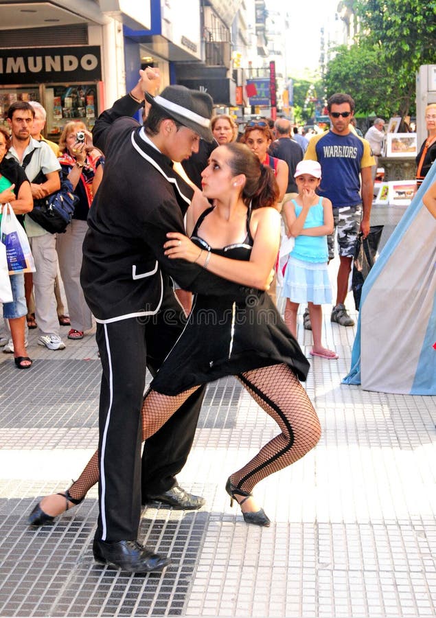 Street Tango In Buenos Aires Argentina Editorial Stock Photo - Image of ...