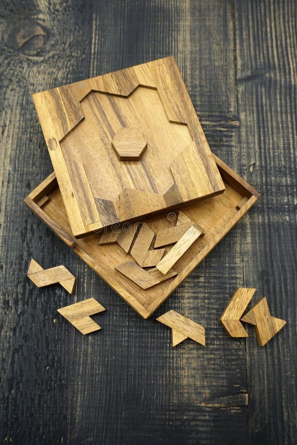 Tangram, Jogo Tradicional Chinês Do Enigma Imagem de Stock - Imagem de ...