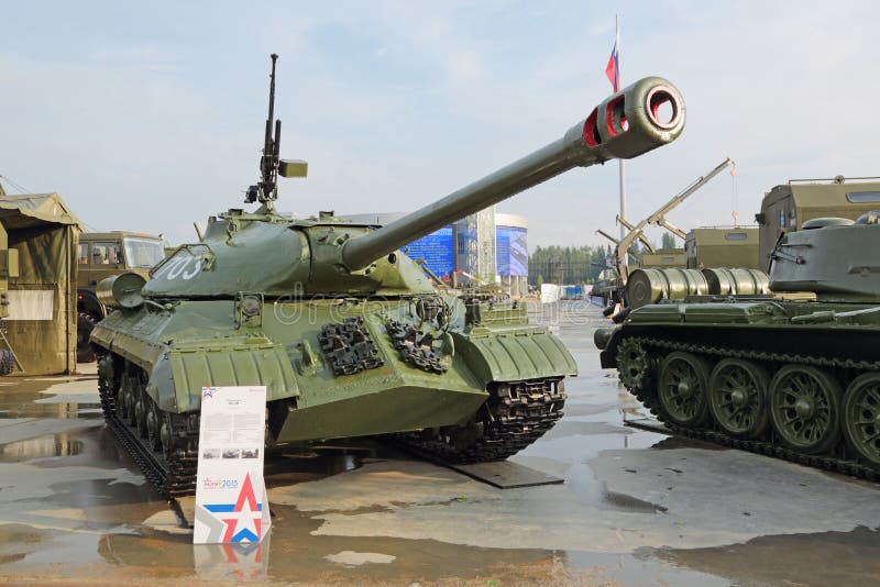 -3 tank redactionele stock afbeelding. Image of gebeurtenis - 60226849