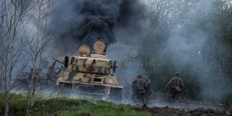 Tank editorial image. Image of armoured, tracks, weapons - 55737455