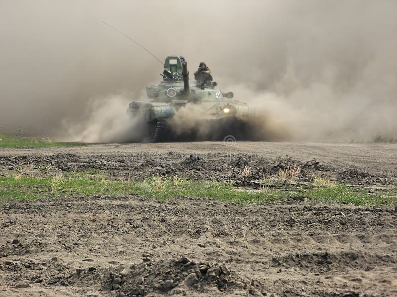 Tank in a combat situation editorial photo. Image of armed - 36948291