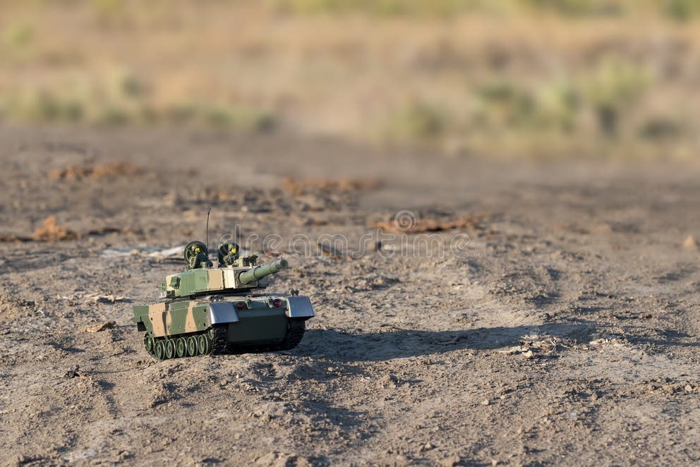 Tank in desert stock image. Image of military, mortar - 60144361