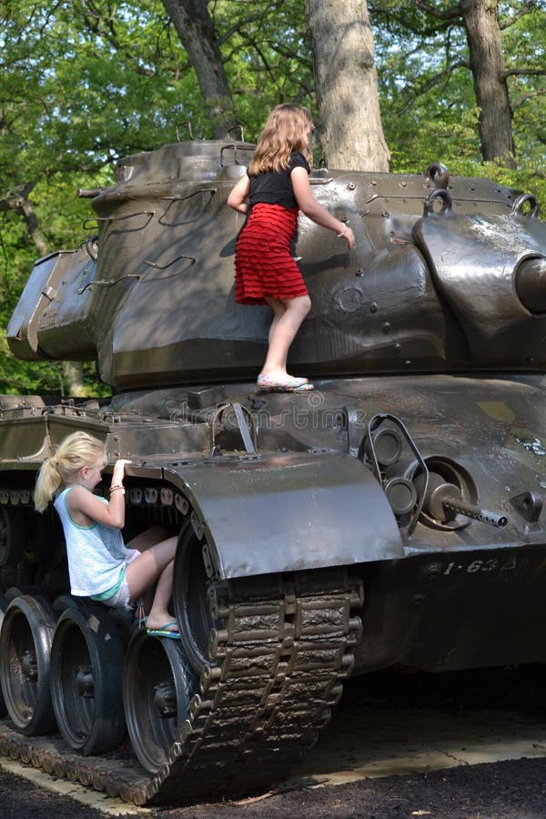 623 Climbing Tank Stock Photos - Free & Royalty-Free Stock Photos from ...