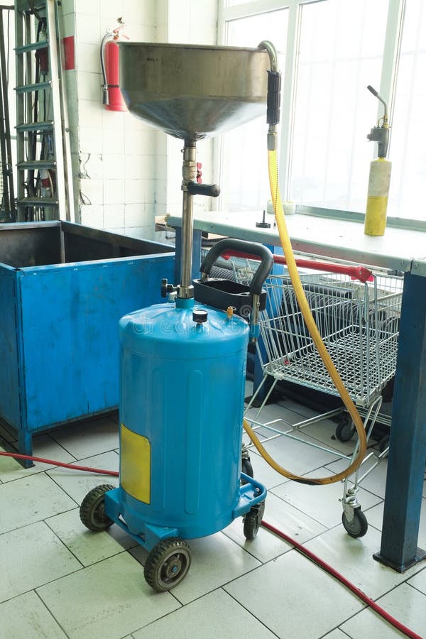 Tank for Used Crankcase Oil Stock Image - Image of auto, garage: 39054917