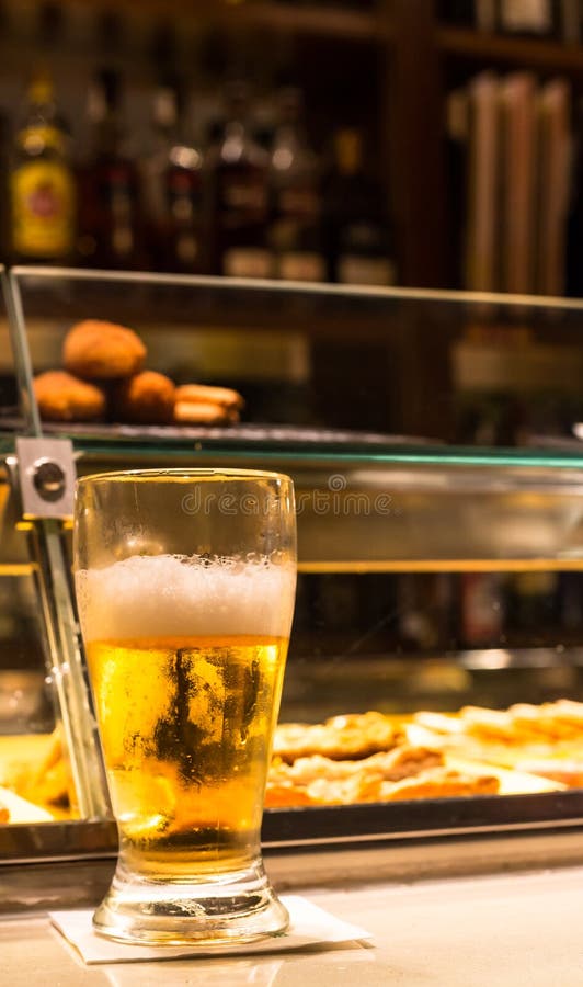 Tankard stock image. Image of froth, focus, food, dispenser - 35804607