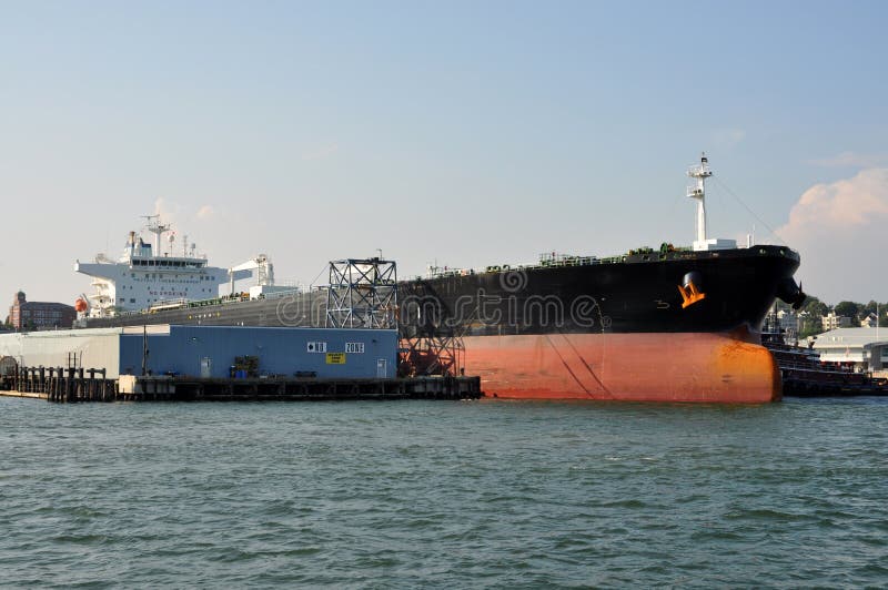 Tanker in dry dock stock photo. Image of freight, dock - 18332210