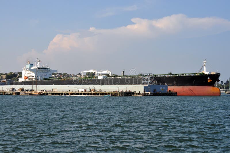 Tanker in dry dock stock photo. Image of freight, dock - 18332210