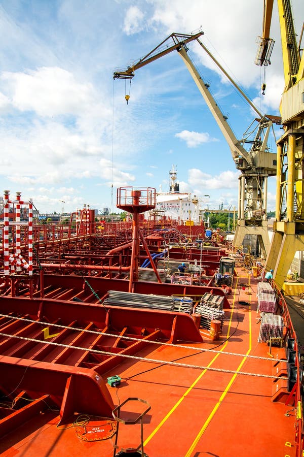 Install Scaffolding Around Building Editorial Photo - Image of labor ...