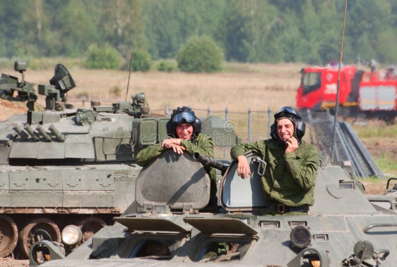 Tankmen in the tank editorial image. Image of armament - 26376540