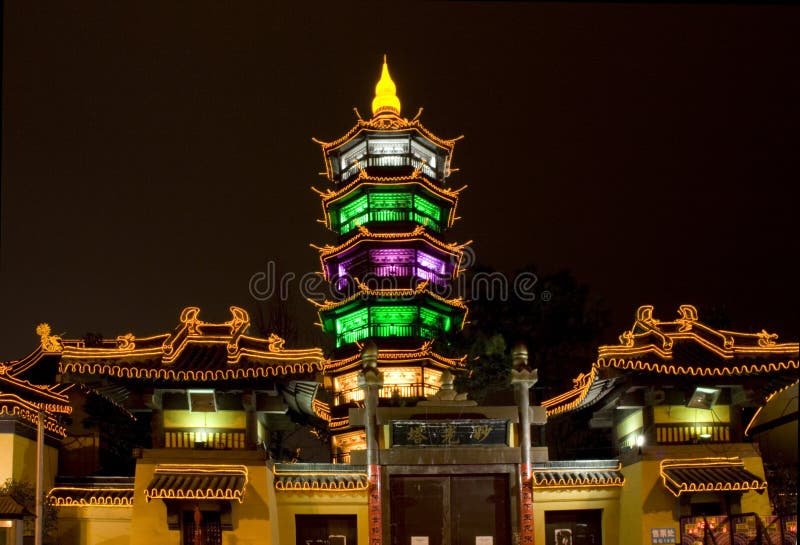 Night scene of Lihu Bridge stock photo. Image of color - 18557202