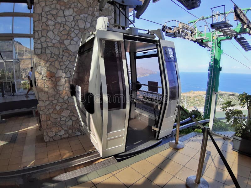 Taormina - Cabina Della Funivia Mazzarò Editorial Image - Image of ...