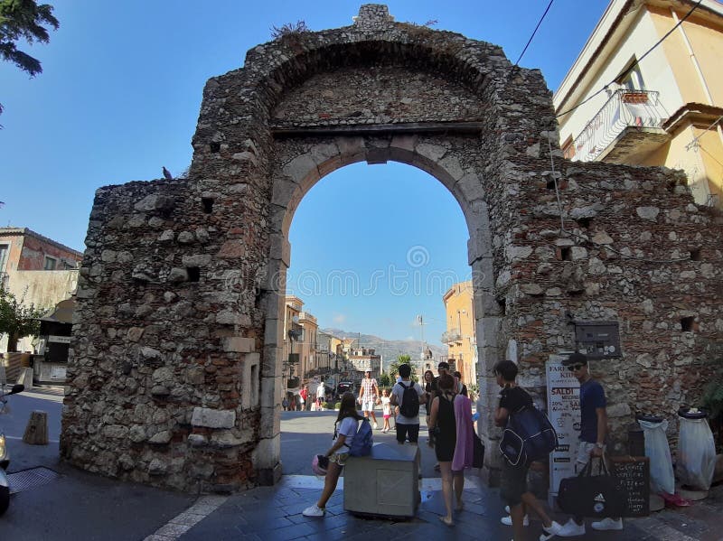 Taormina - Porta Messina Da Corso Umberto Editorial Photography - Image ...