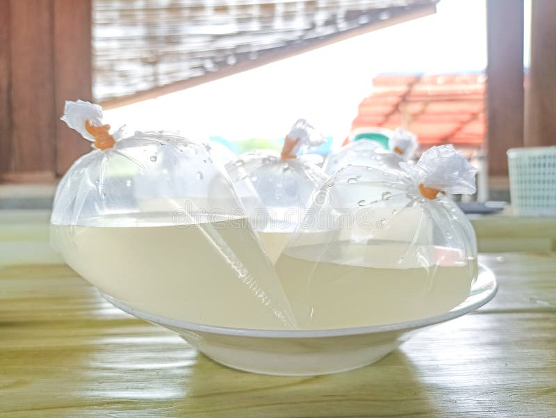 Tape, Tapai Water, Fermentation Stock Image - Image of wine, tapai ...