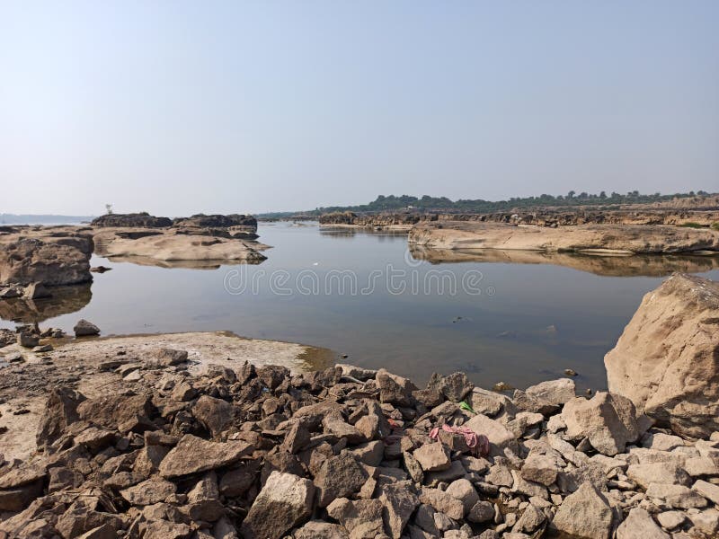 Tapi River Geological Structure Rocks Stock Photo - Image of horizon ...