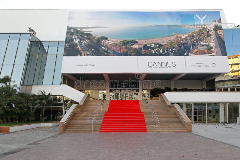 Le Tapis Rouge Du Festival De Cannes De DES De Palais Photographie ...