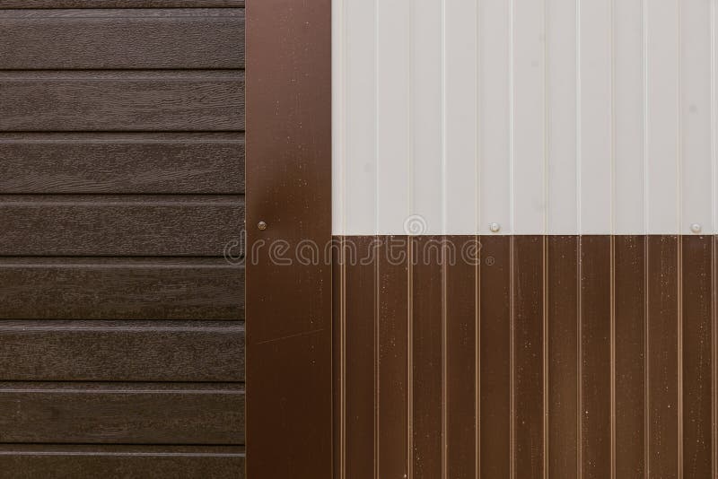 Tapume Marrom E Branco Da Textura Do Metal Foto de Stock - Imagem de ...