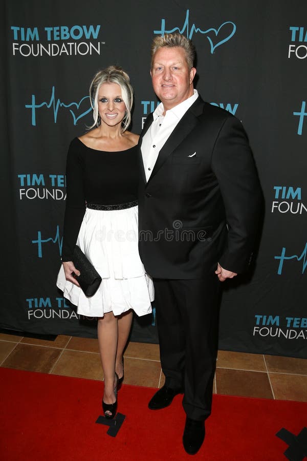 Tara LeVox, Gary LeVox redaktionelles stockfotografie. Bild von ...
